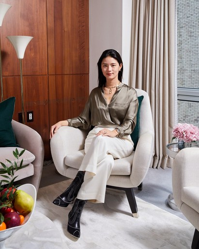 Ashley Klinger & Co. - Lucy Schaeffer